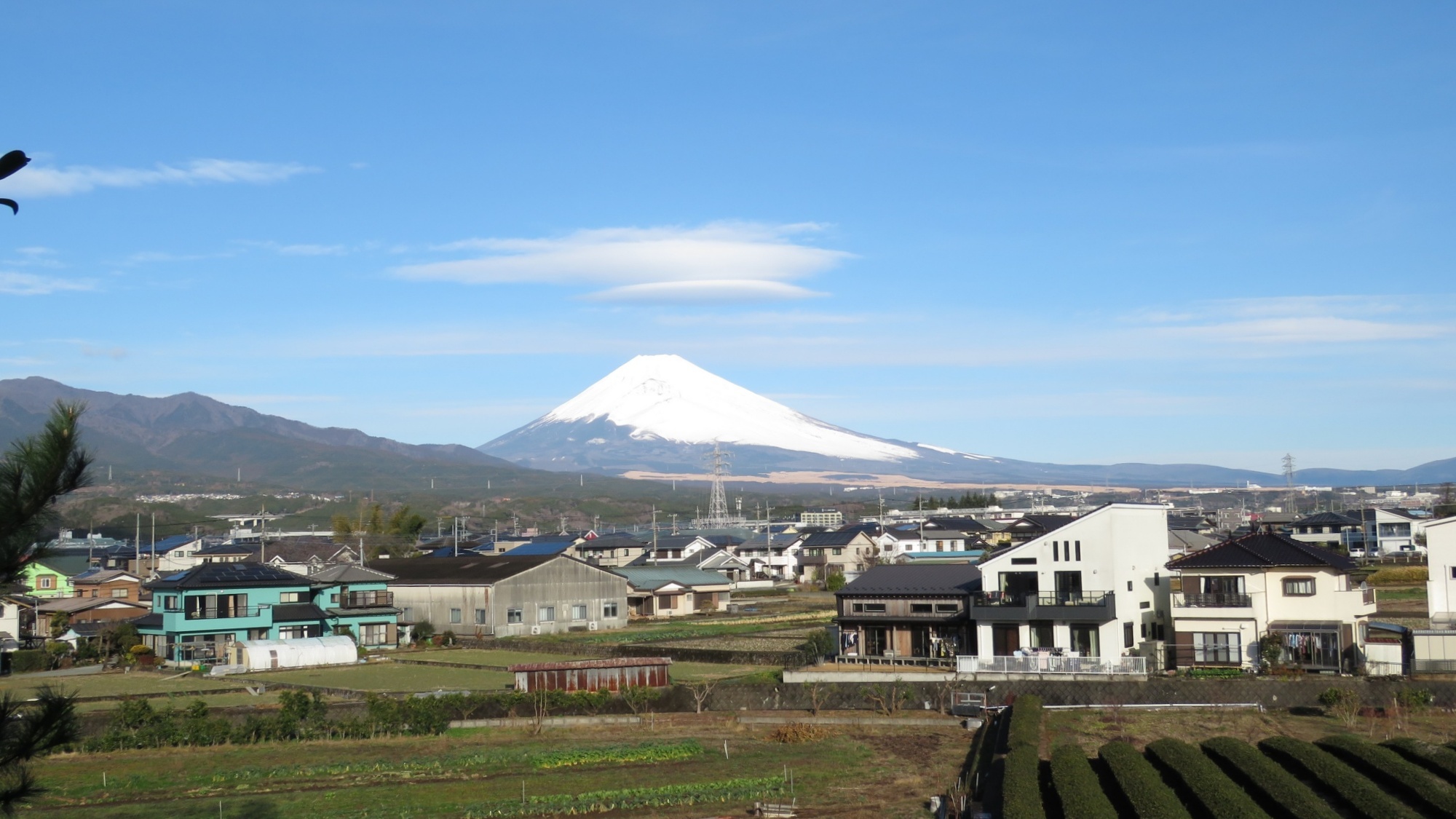 寒波が来ました、富士山雪化粧キレイ | 富士の裾野の裾野市からのIT